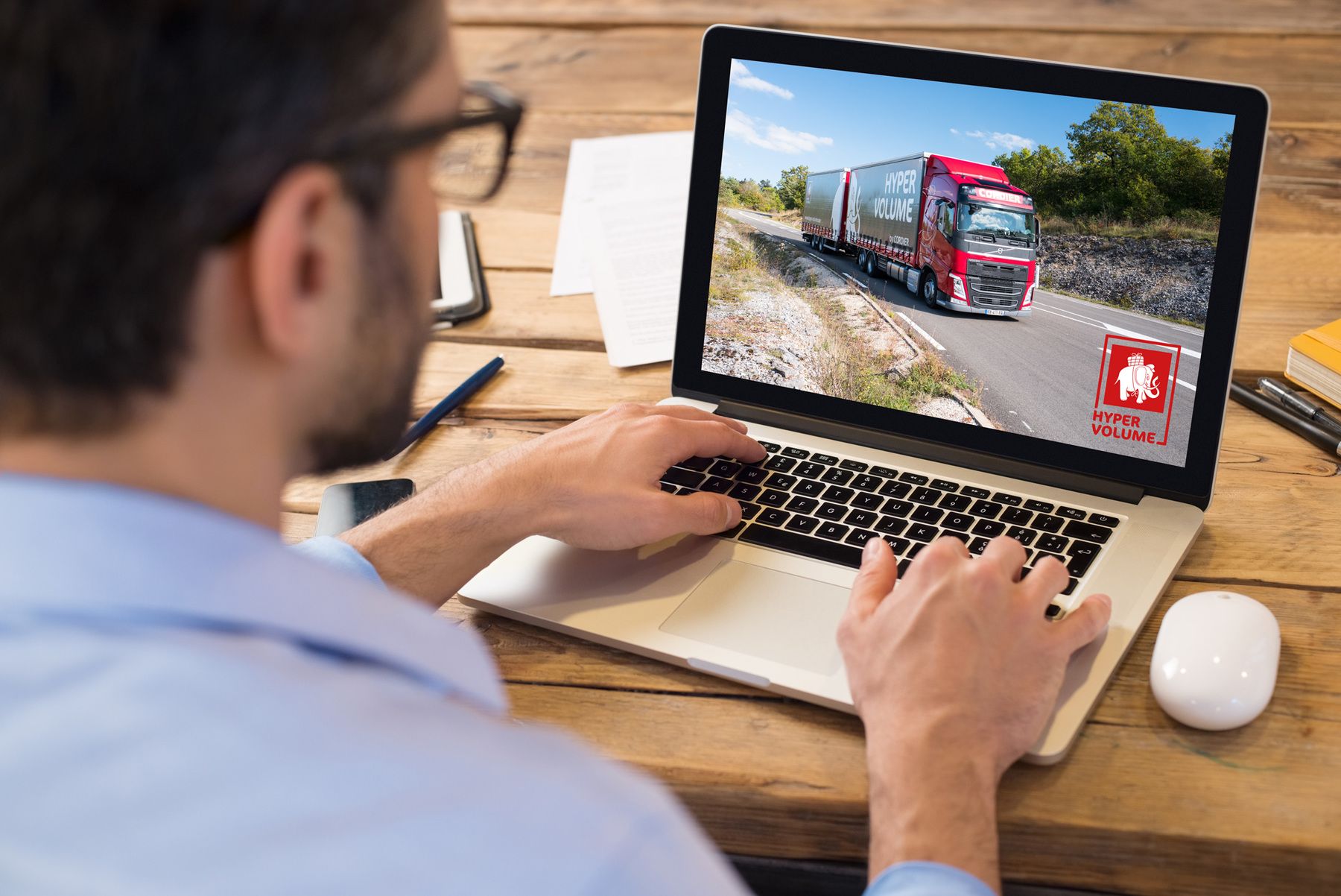 Hyper Data - Hyper Volume - By Cordier